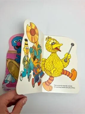 Sesame Street | Toys | Vintage Sesame Street 99 Golden Sturdy Shape ...